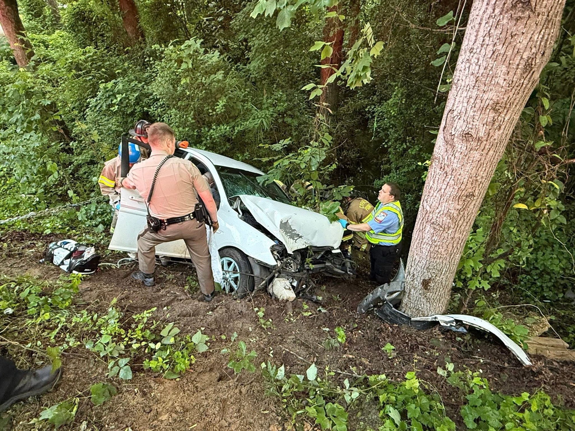One airlifted, one hospitalized after Vass crash | Moore County News